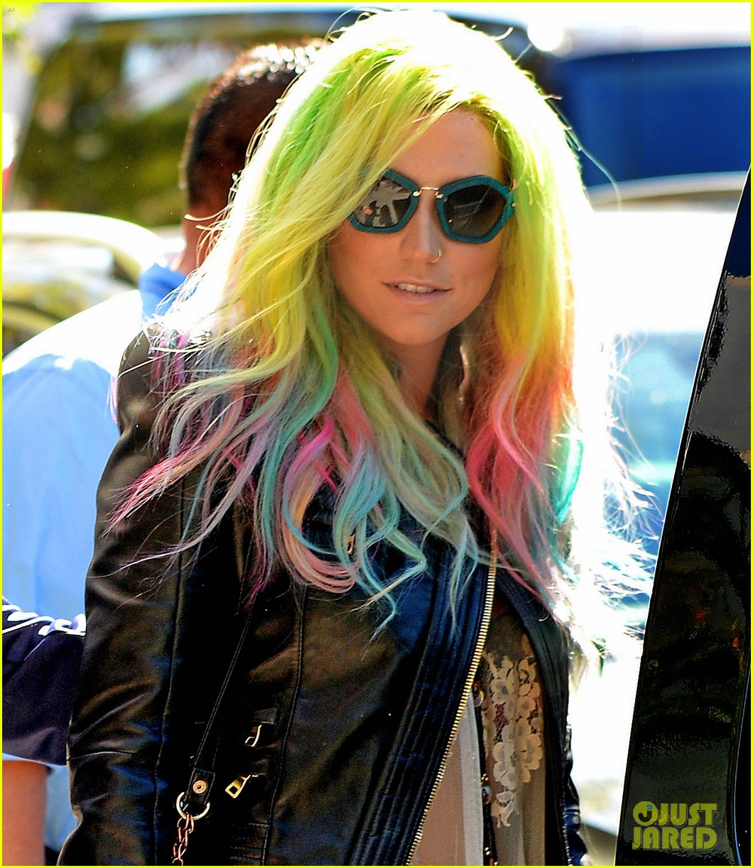 Ke$ha: Multi-Colored Hair for Rhode Island Concert!: Photo 2959749 ...