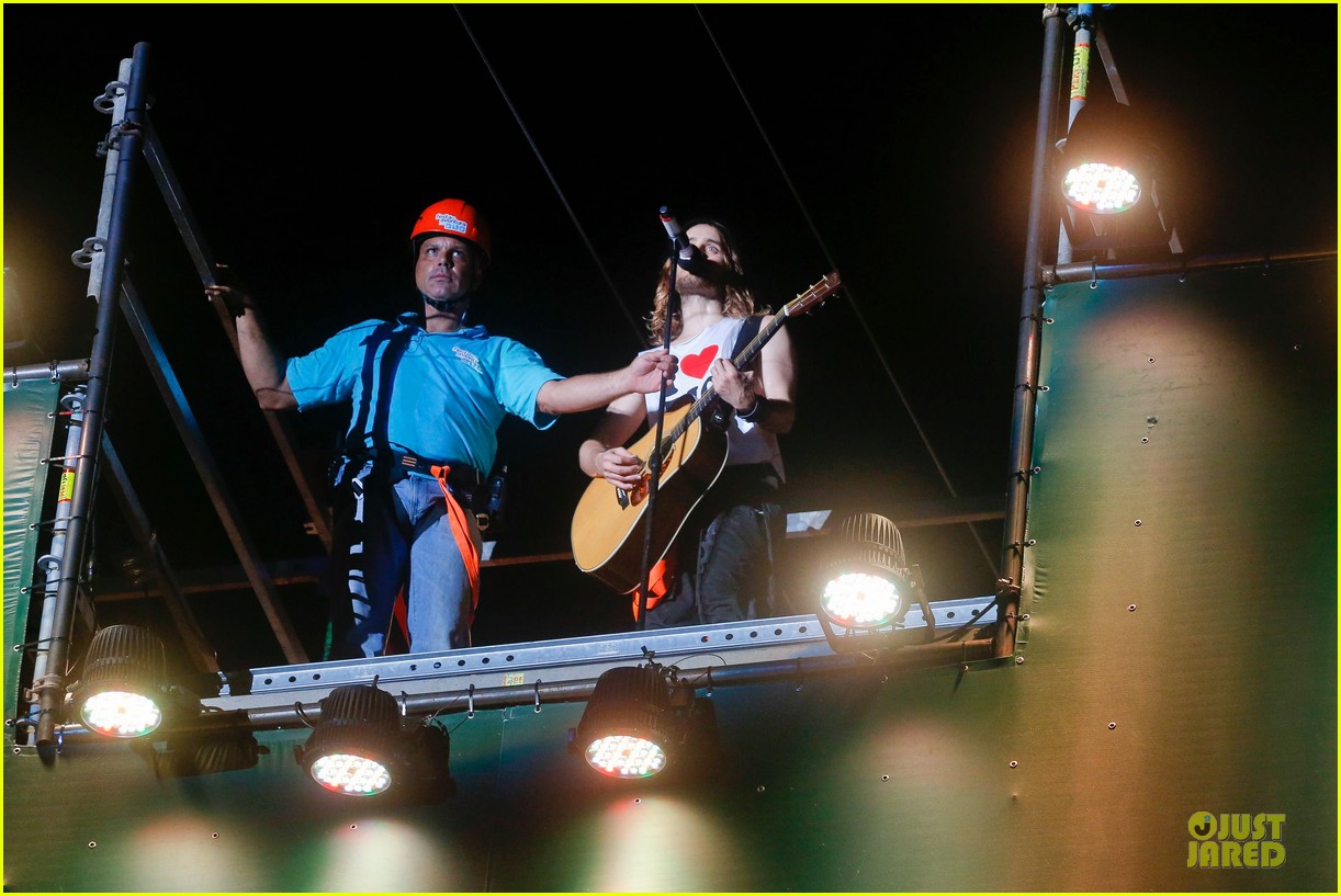 Jared Leto: Rock in Rio Performance with Thirty Seconds to Mars!: Photo ...
