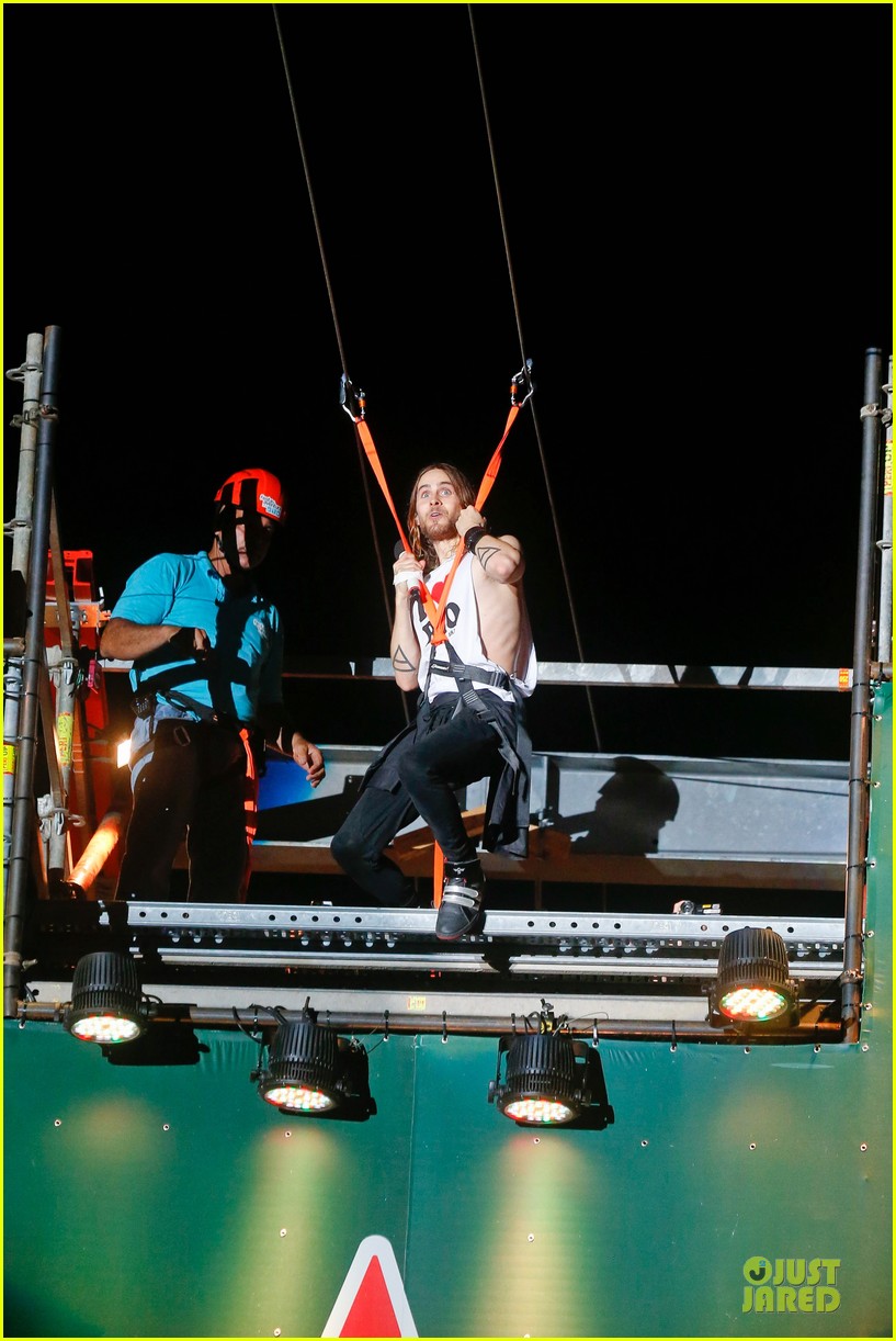 Jared Leto: Rock in Rio Performance with Thirty Seconds to Mars!: Photo ...