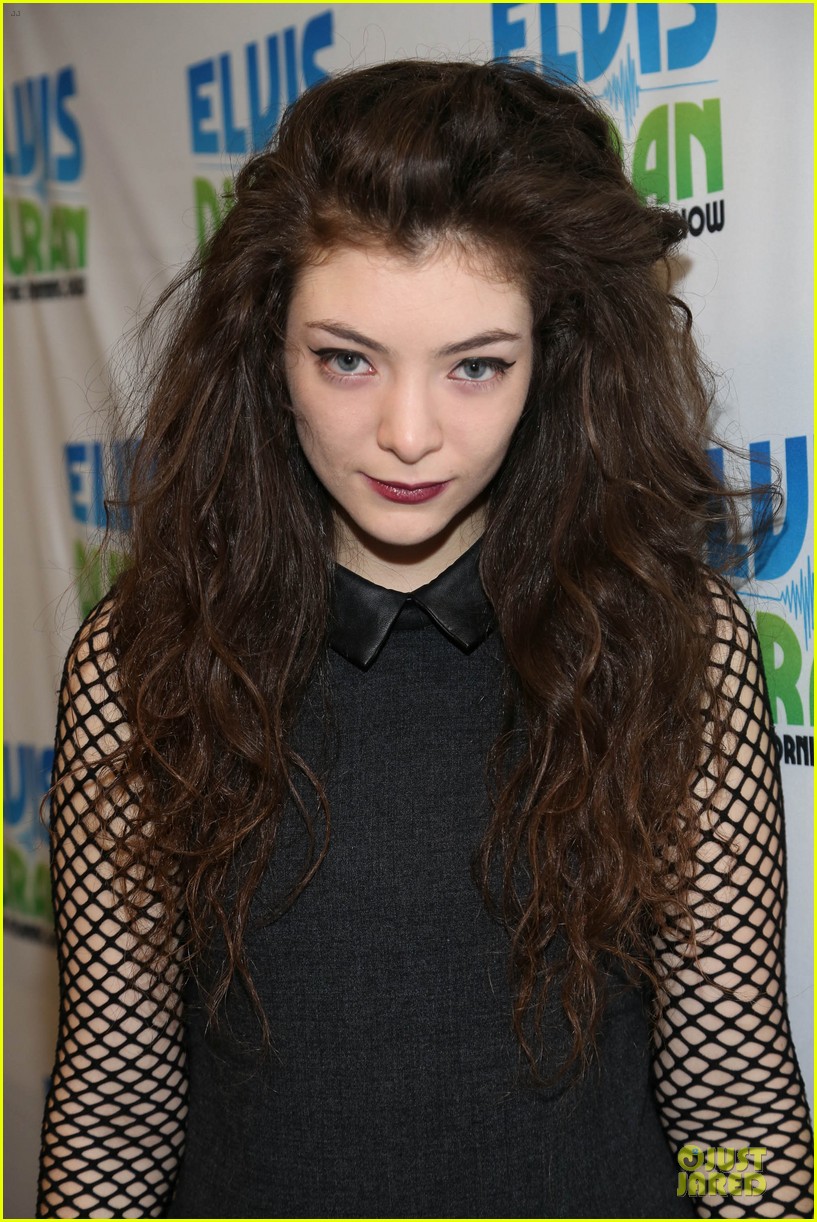 Lorde: Fishnet Top at 'The Elvis Duran Z100 Morning Show': Photo ...