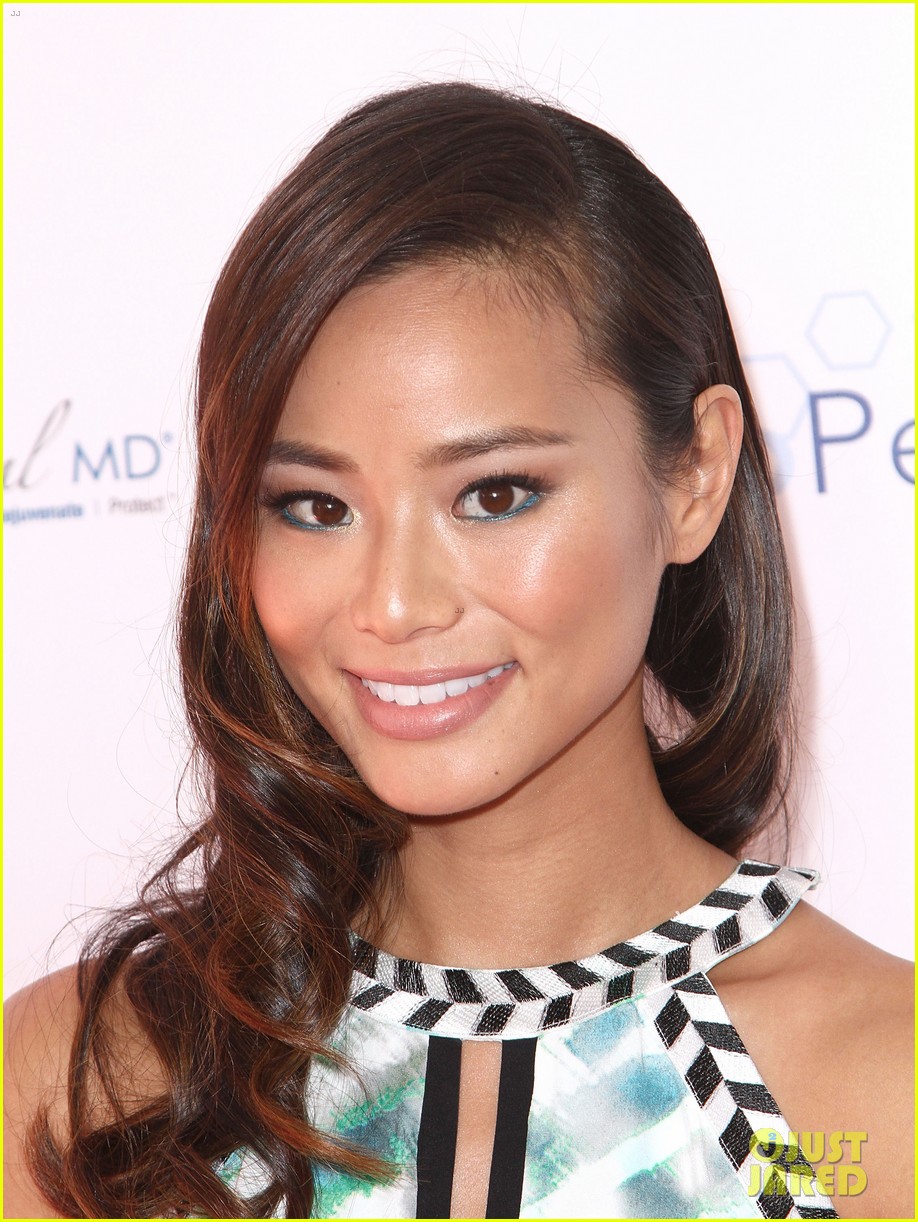Jamie Chung No Makeup
