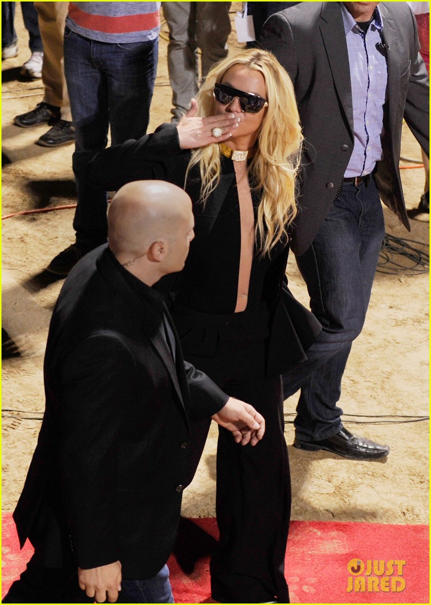 Britney Spears Announces Las Vegas Show, Album Release Date!: Photo ...