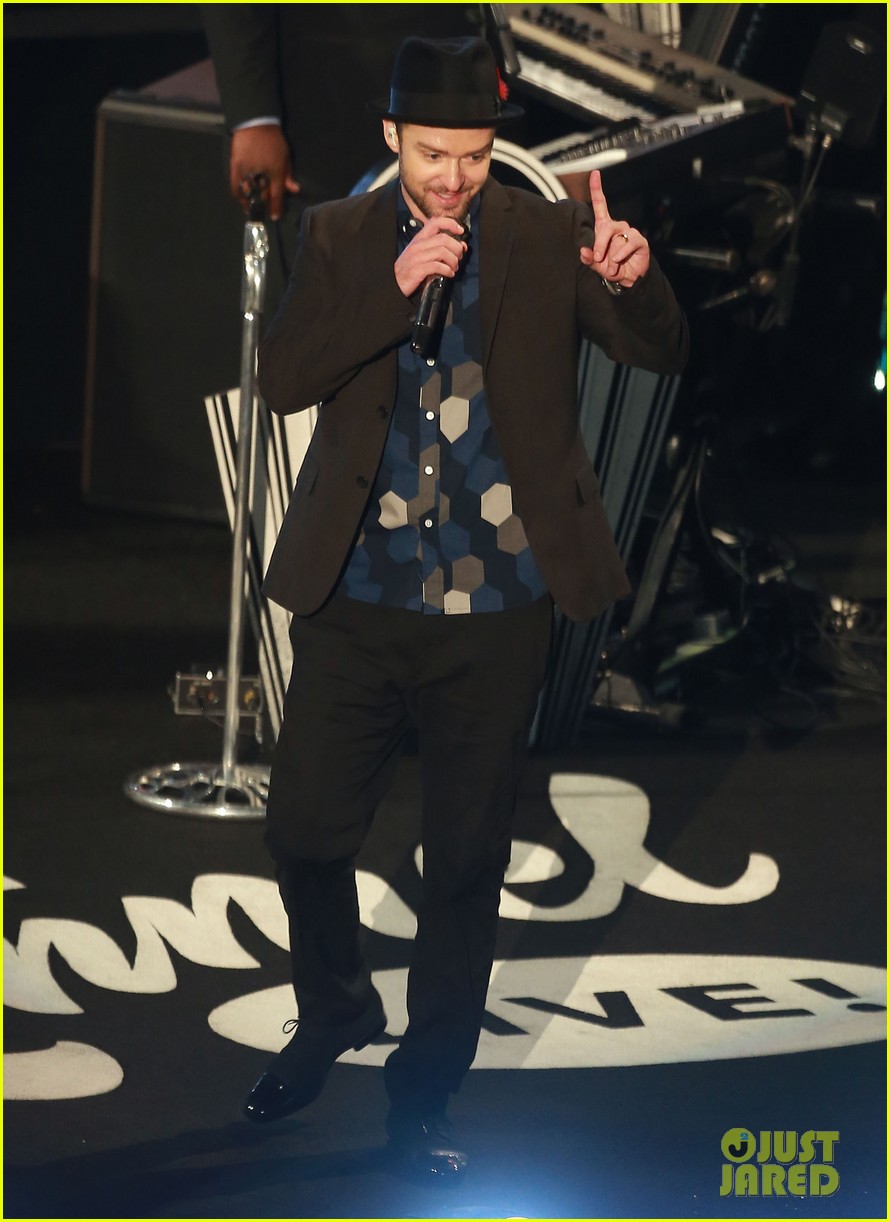 Justin Timberlake Performs 'TKO' on 'Jimmy Kimmel Live!': Photo 2959694 ...