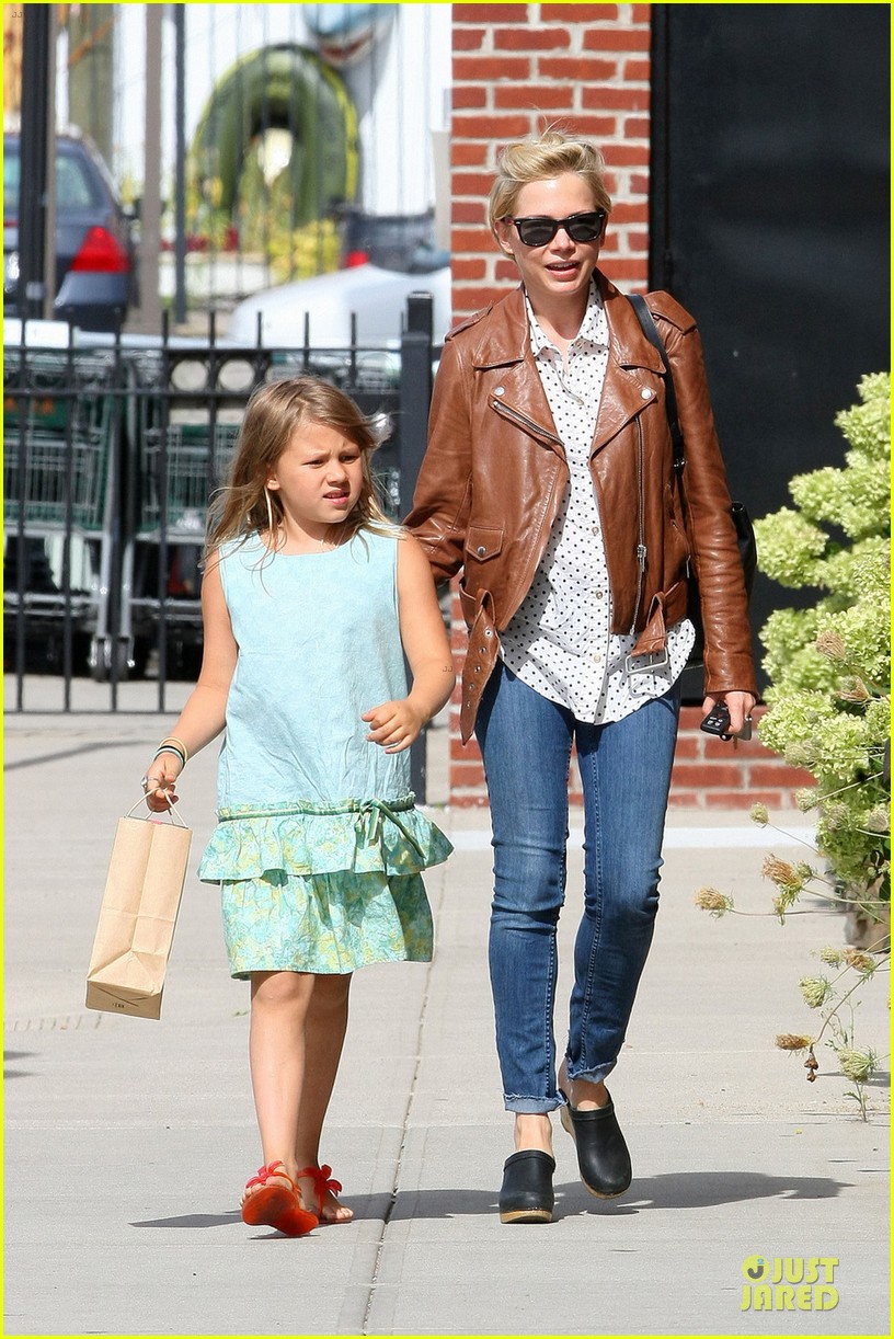Michelle Williams Celebrates 33rd Birthday with Matilda!: Photo 2948505 ...
