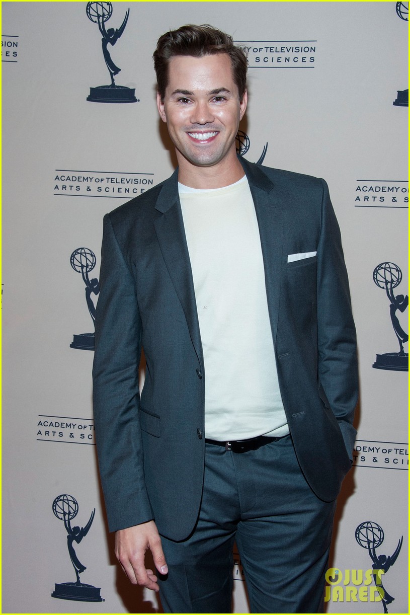 Amber Tamblyn & Andrew Rannells Attend '10 Years After' Event: Photo ...