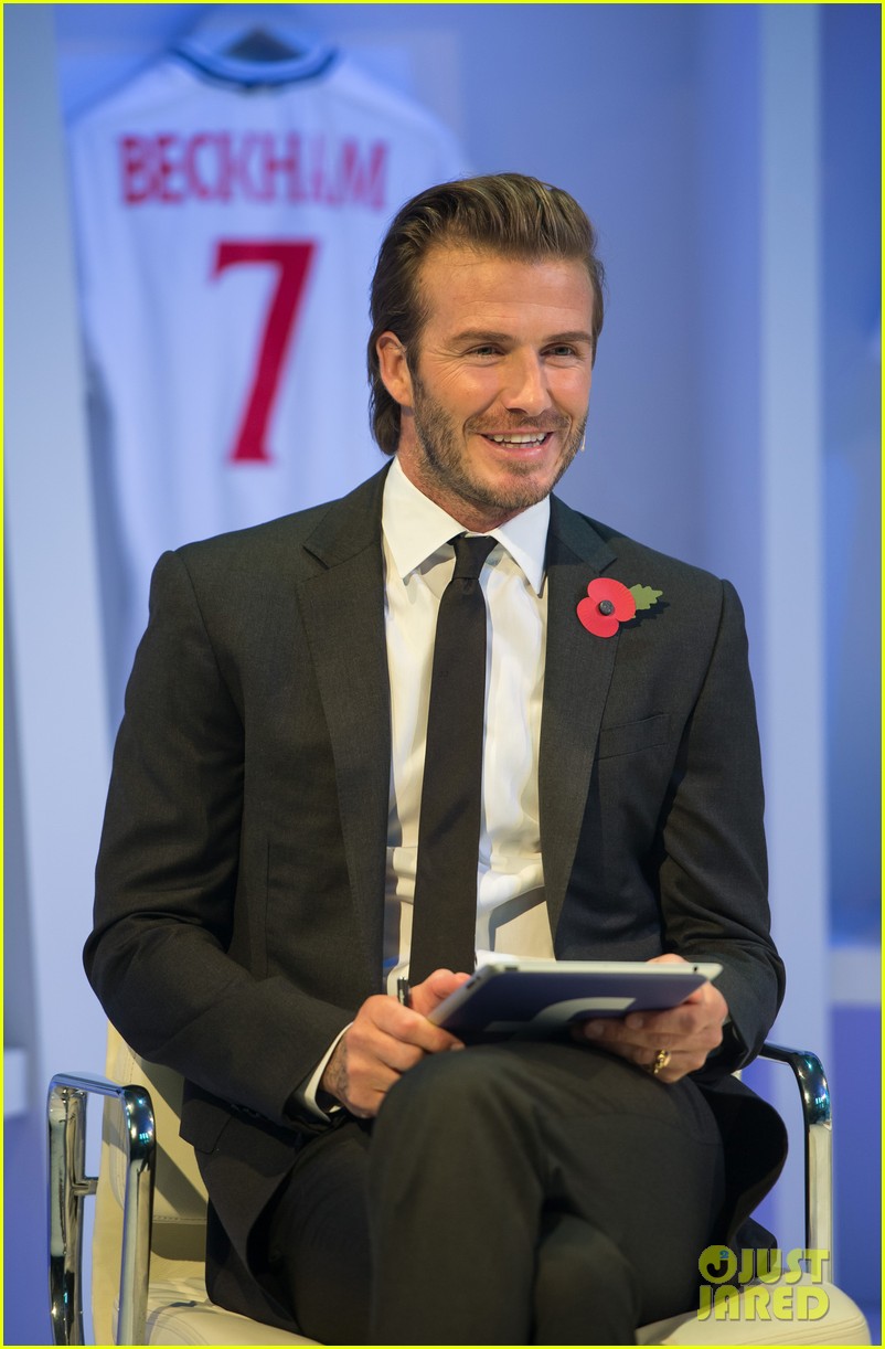 David Beckham: Facebook's Digital Signature Event!: Photo 2982940 ...