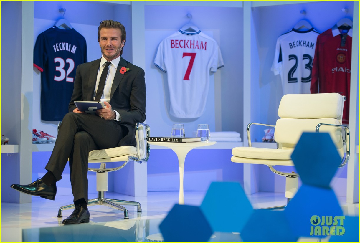 David Beckham: Facebook's Digital Signature Event!: Photo 2982946 ...