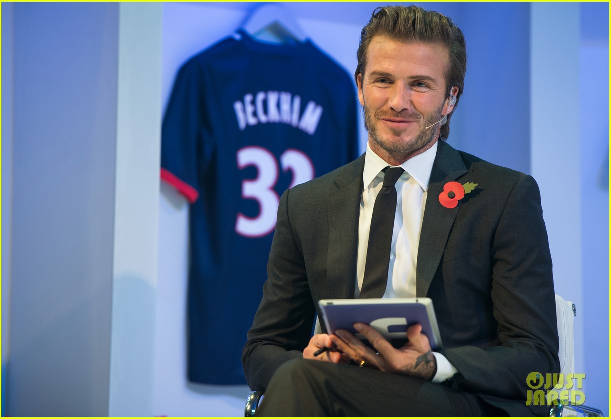 David Beckham: Facebook's Digital Signature Event!: Photo 2982947 ...