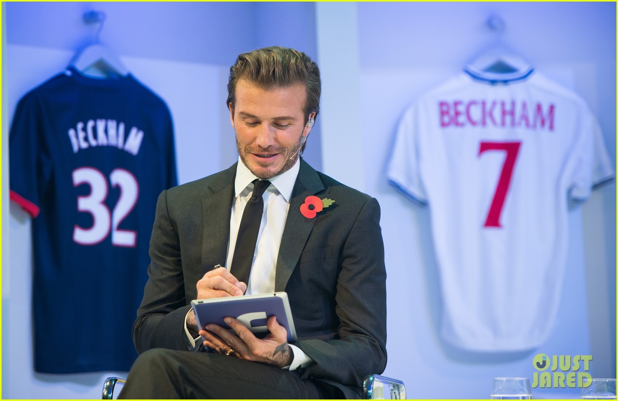 David Beckham: Facebook's Digital Signature Event!: Photo 2982948 ...