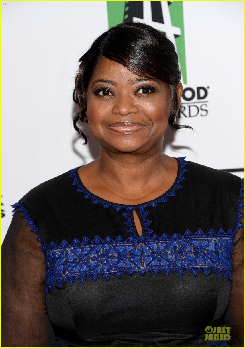 Sandra Bullock & Olivia Munn: Hollywood Film Awards 2013: Photo 2976632 ...