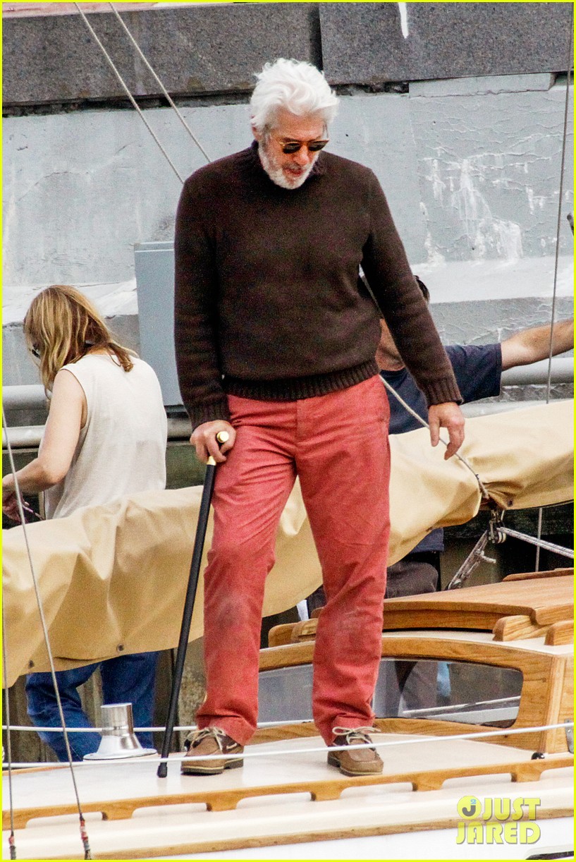 Dakota Fanning: 'Franny' Shooting with Richard Gere: Photo 2977875 ...