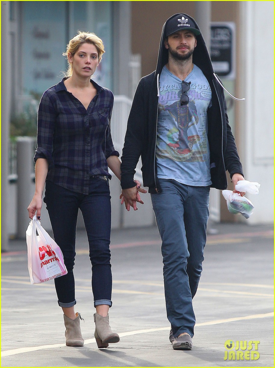 Ashley Greene & Paul Khoury Hold Hands for CVS Errand Run: Photo ...