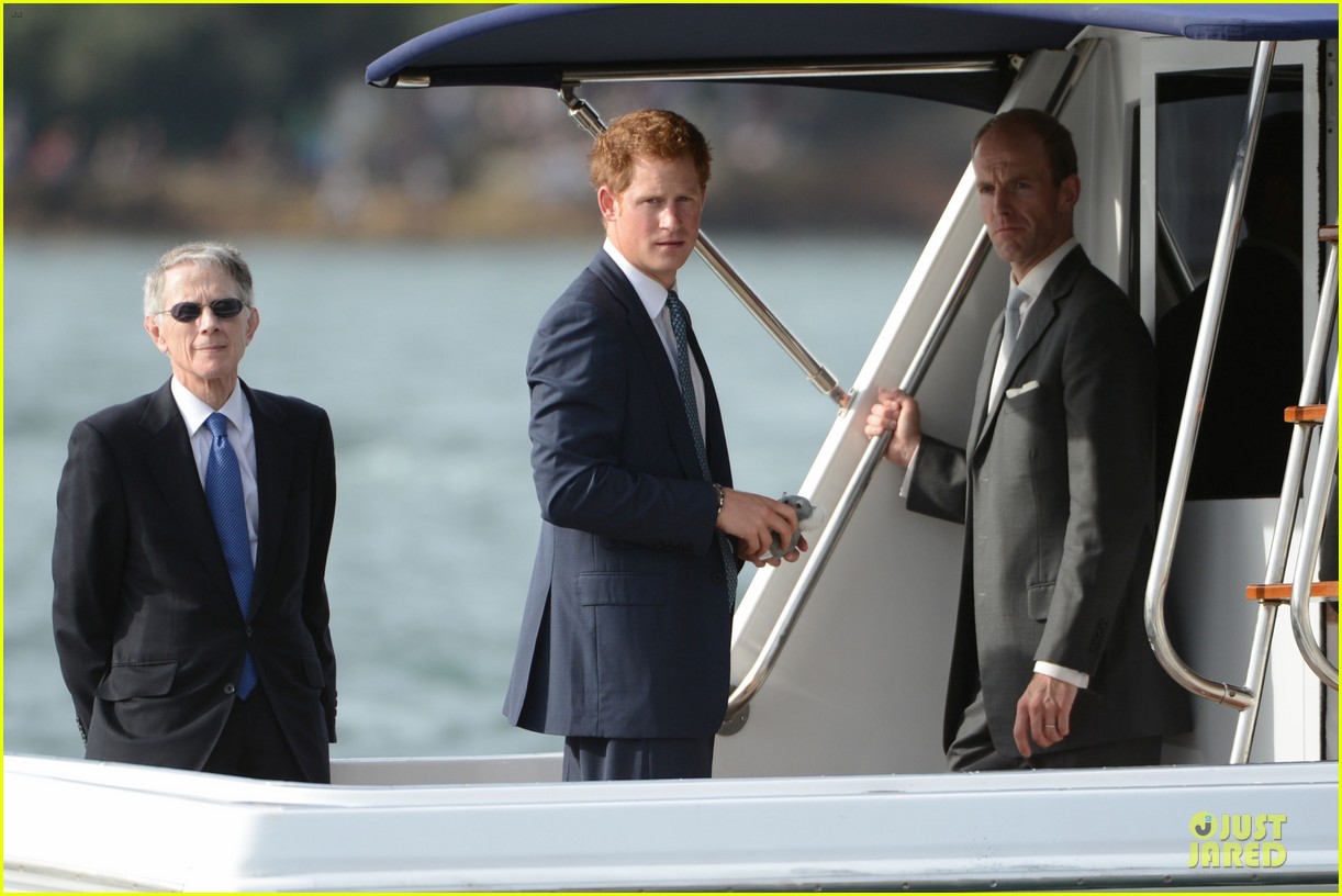Prince Harry Departs Sydney Airport for Australian City Perth!: Photo ...