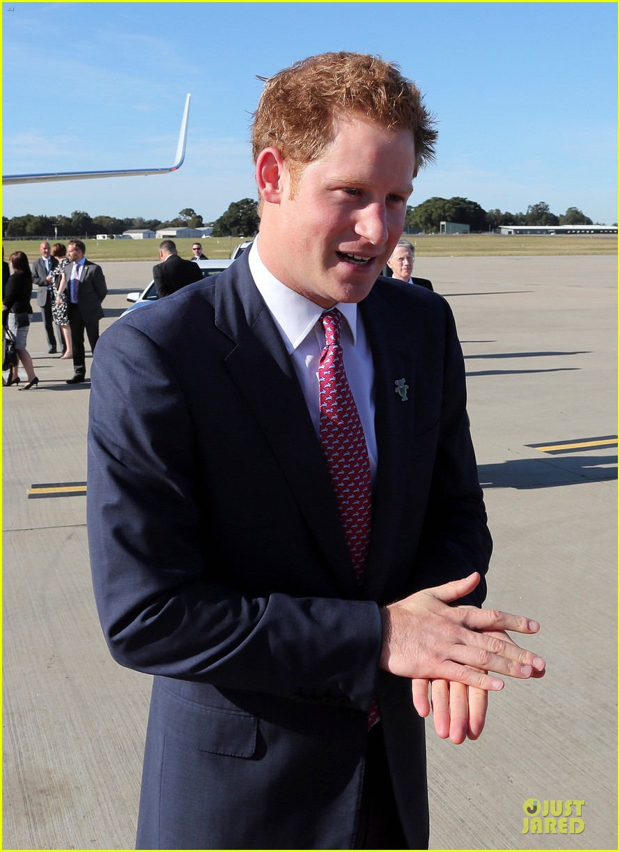 Prince Harry Departs Sydney Airport for Australian City Perth!: Photo ...