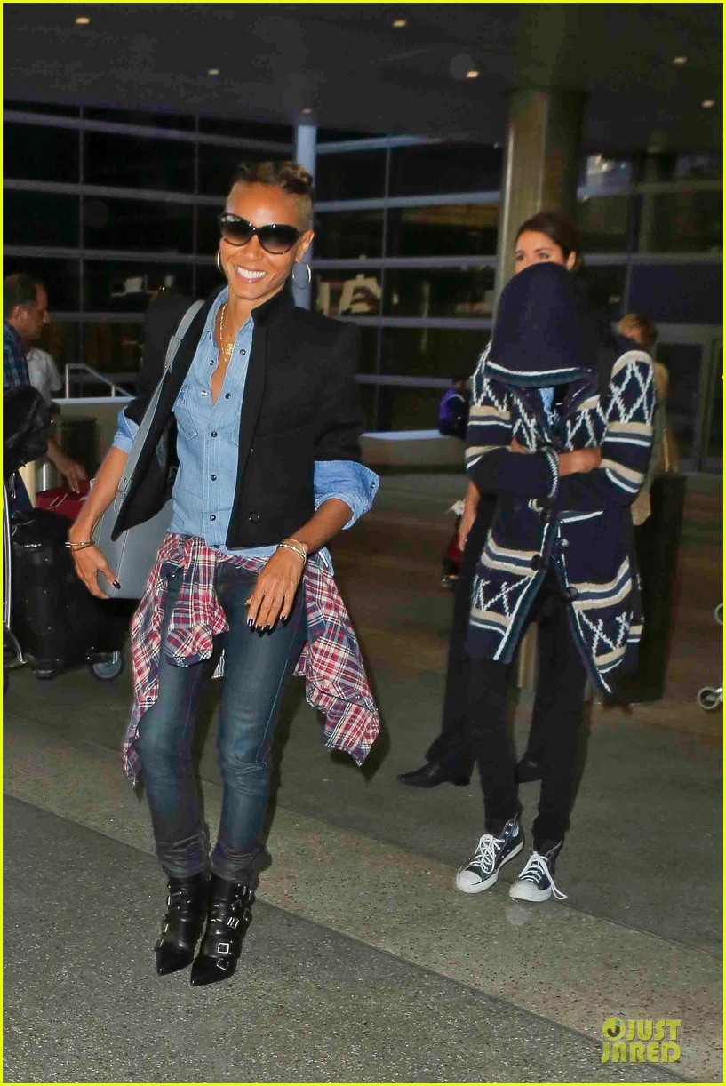 Jada Pinkett Smith Debuts New Buzz Hairdo!: Photo 2968093 | Jada ...