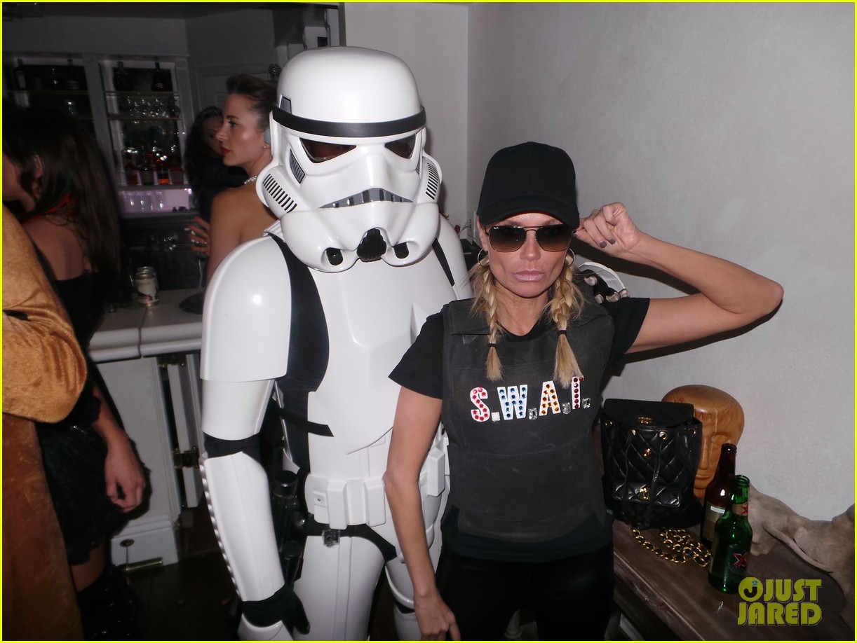Kristin Chenoweth & Jesse Tyler Ferguson: Hollywood Halloween!: Photo ...