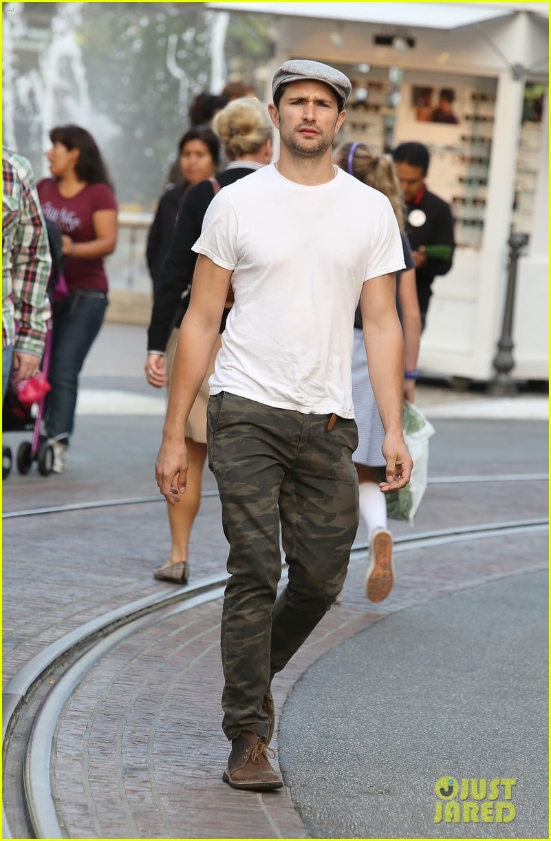 Matt Dallas: Post-Birthday Shopping Trip: Photo 2978908 | Matt Dallas ...