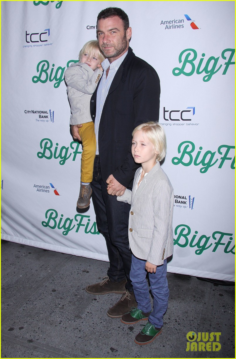 Zachary Quinto & Liev Schreiber: 'Big Fish' Broadway Opening!: Photo ...