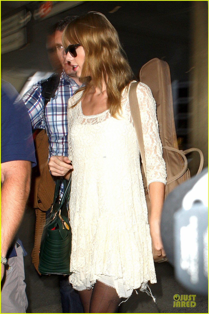 Taylor Swift Talks 'Sweeter Than Fiction' for 'One Chance' Trailer ...