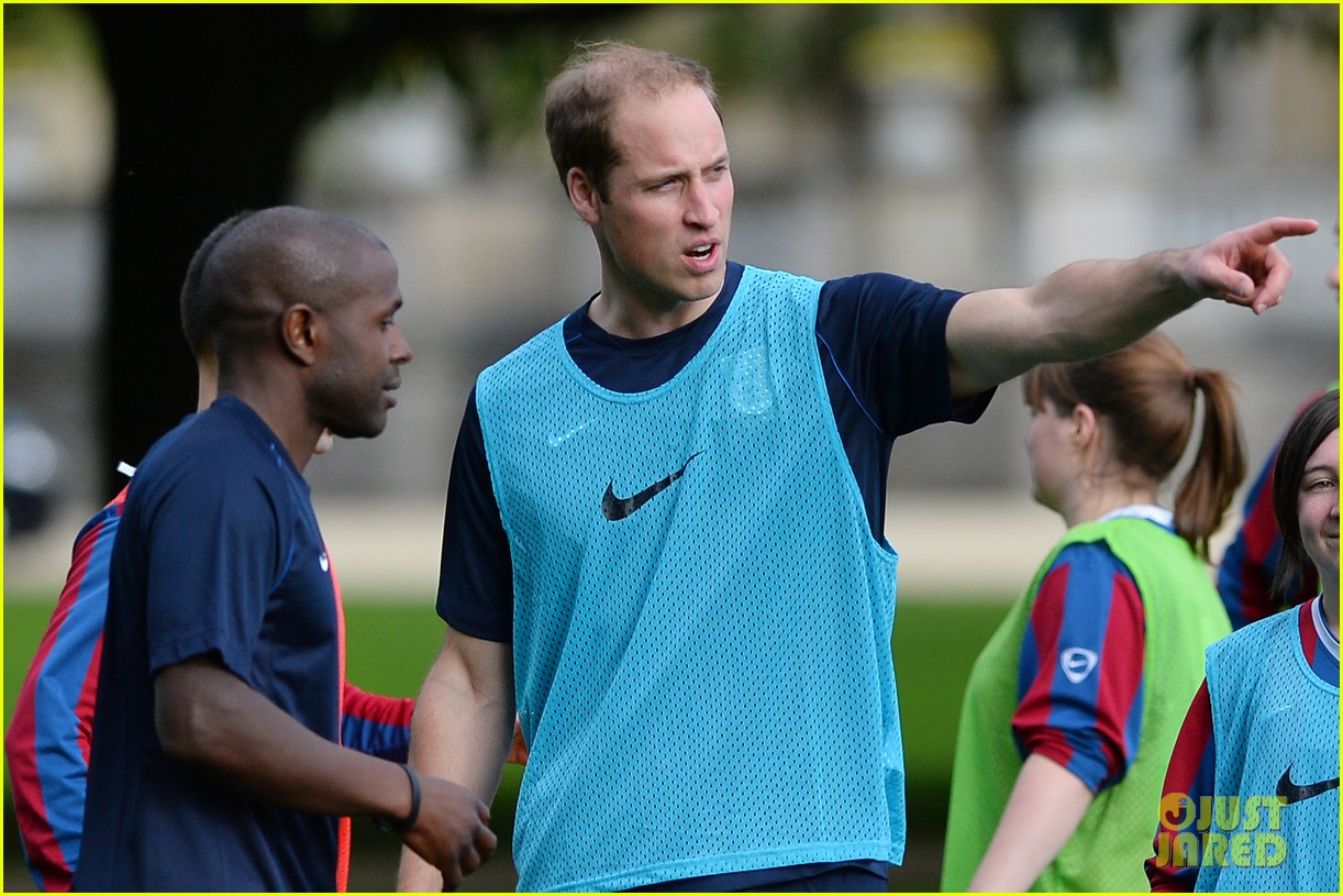 Prince William Plays Soccer on Buckingham Palace Grounds: Photo 2967830 ...