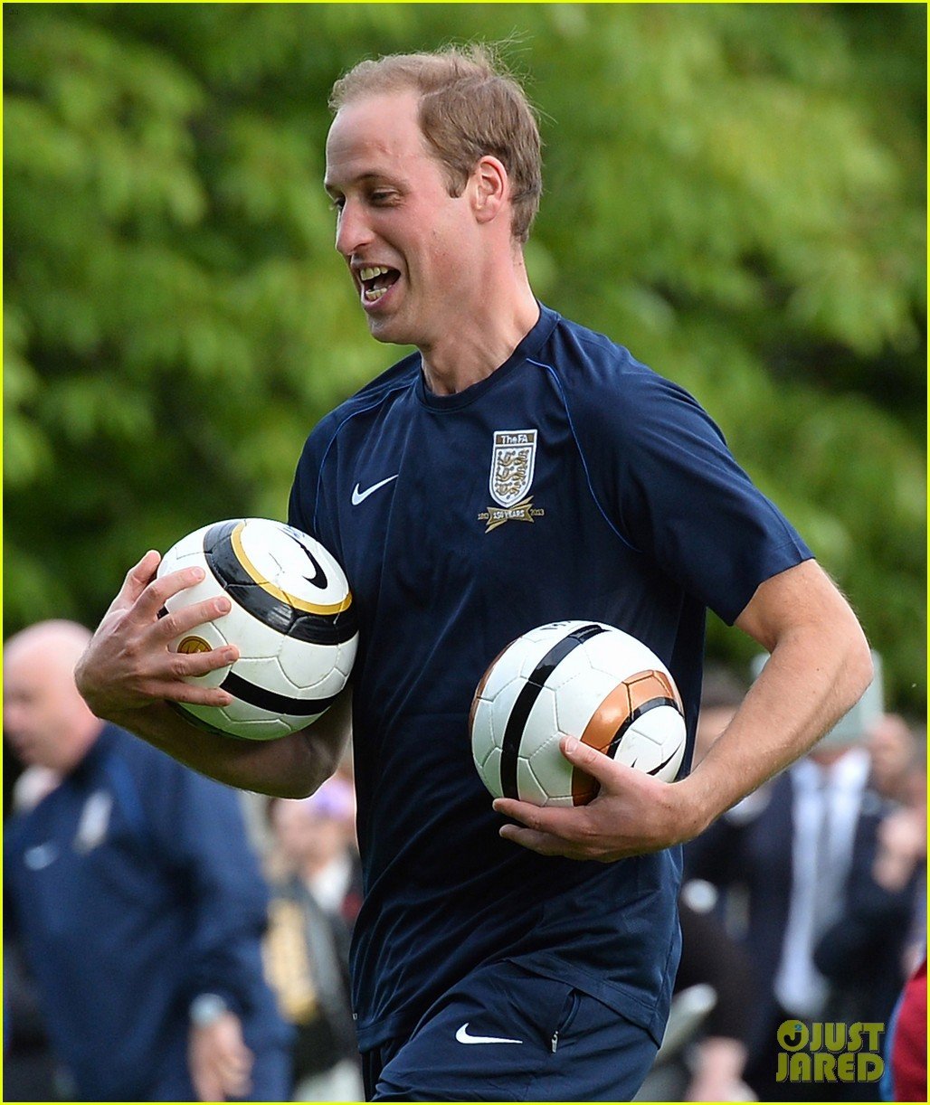 Prince William Plays Soccer on Buckingham Palace Grounds: Photo 2967832 ...