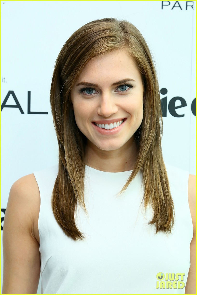 Allison Williams: Marie Claire's Power Women Lunch!: Photo 2983034 ...