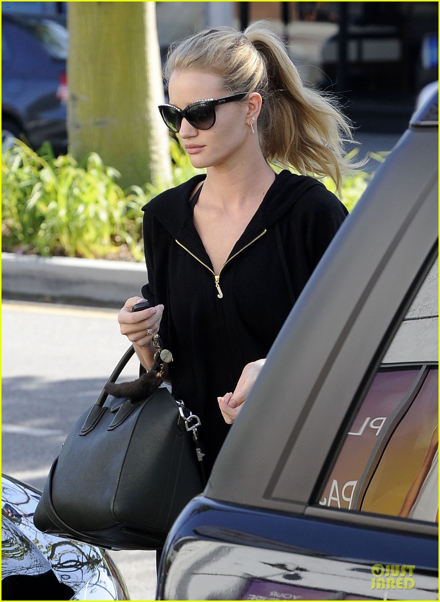 Rosie Huntington-Whiteley & Malin Akerman: Baby2Baby Gala!: Photo ...