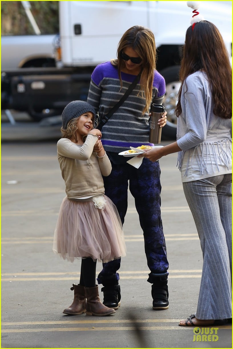 Jessica Alba & Salma Hayek: 'Englishman' Set on Halloween!: Photo ...