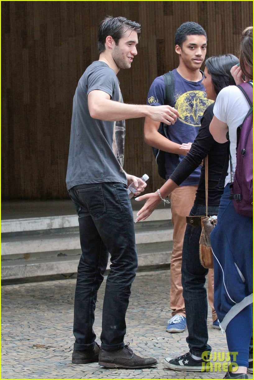 Photo: josh bowman shirtless brazil 16 | Photo 3001817 | Just Jared
