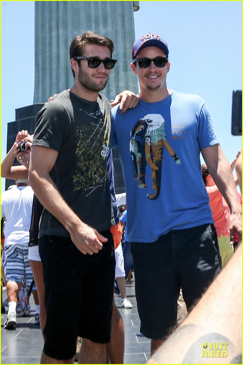 Josh Bowman: Sightseeing Stud in Rio de Janiero!: Photo 3002297 ...