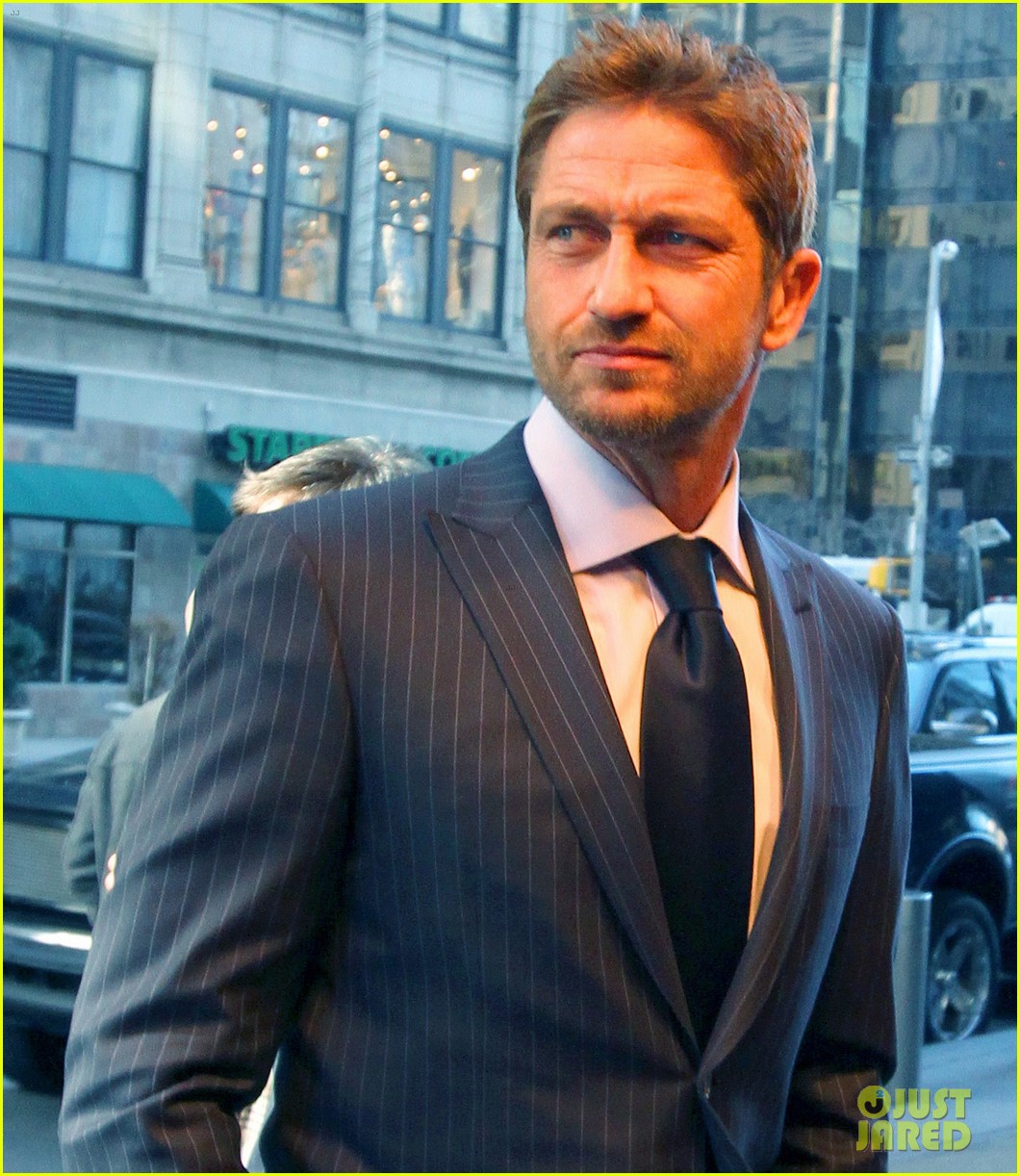 Gerard Butler: From WeHo To NYC!: Photo 2990936 | Gerard Butler Photos ...