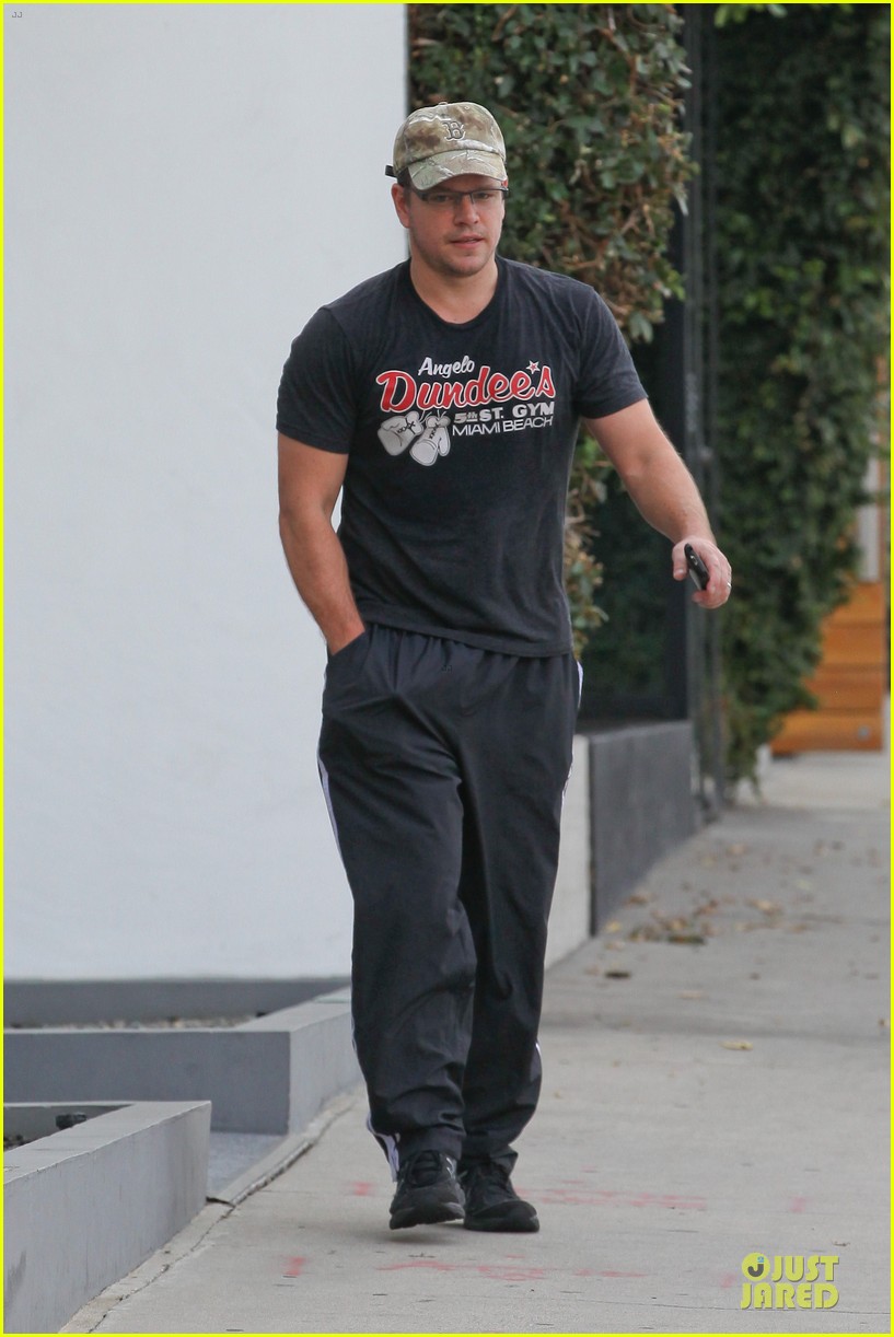Matt Damon Flashes Buff Arms After Gym Workout!: Photo 2986677 | Matt ...