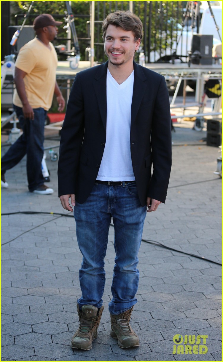 Emile Hirsch: Stephen Dorff is a 'Really Strong Actor': Photo 2988968 ...