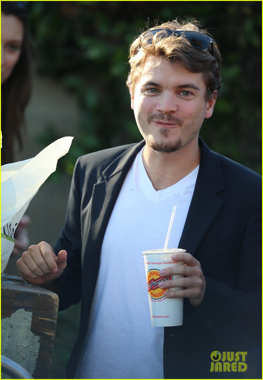 Emile Hirsch: Stephen Dorff is a 'Really Strong Actor': Photo 2988978 ...