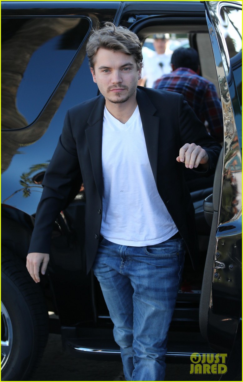 Emile Hirsch: Stephen Dorff is a 'Really Strong Actor': Photo 2988980 ...
