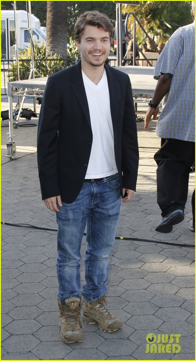 Emile Hirsch: Stephen Dorff is a 'Really Strong Actor': Photo 2988988 ...