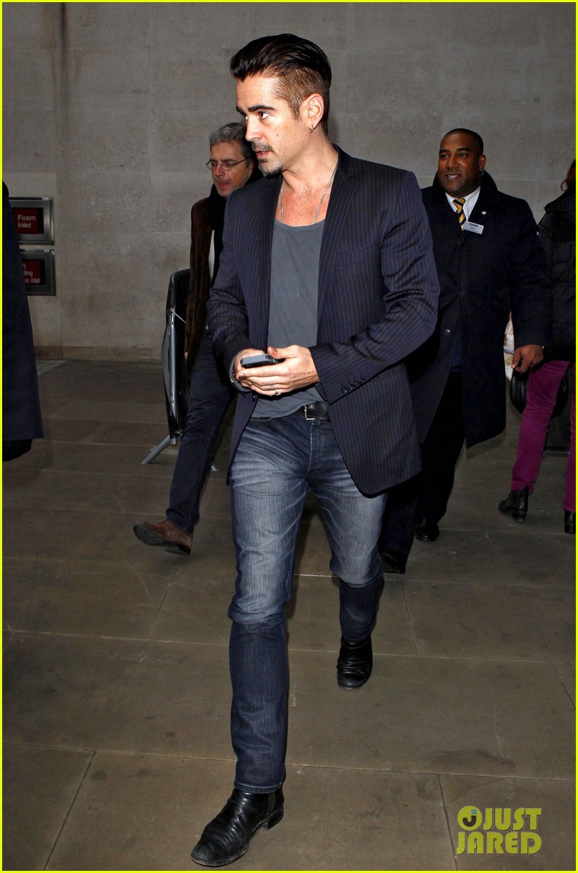 Colin Farrell Discusses Using Life Experience for 'Saving Mr. Banks ...