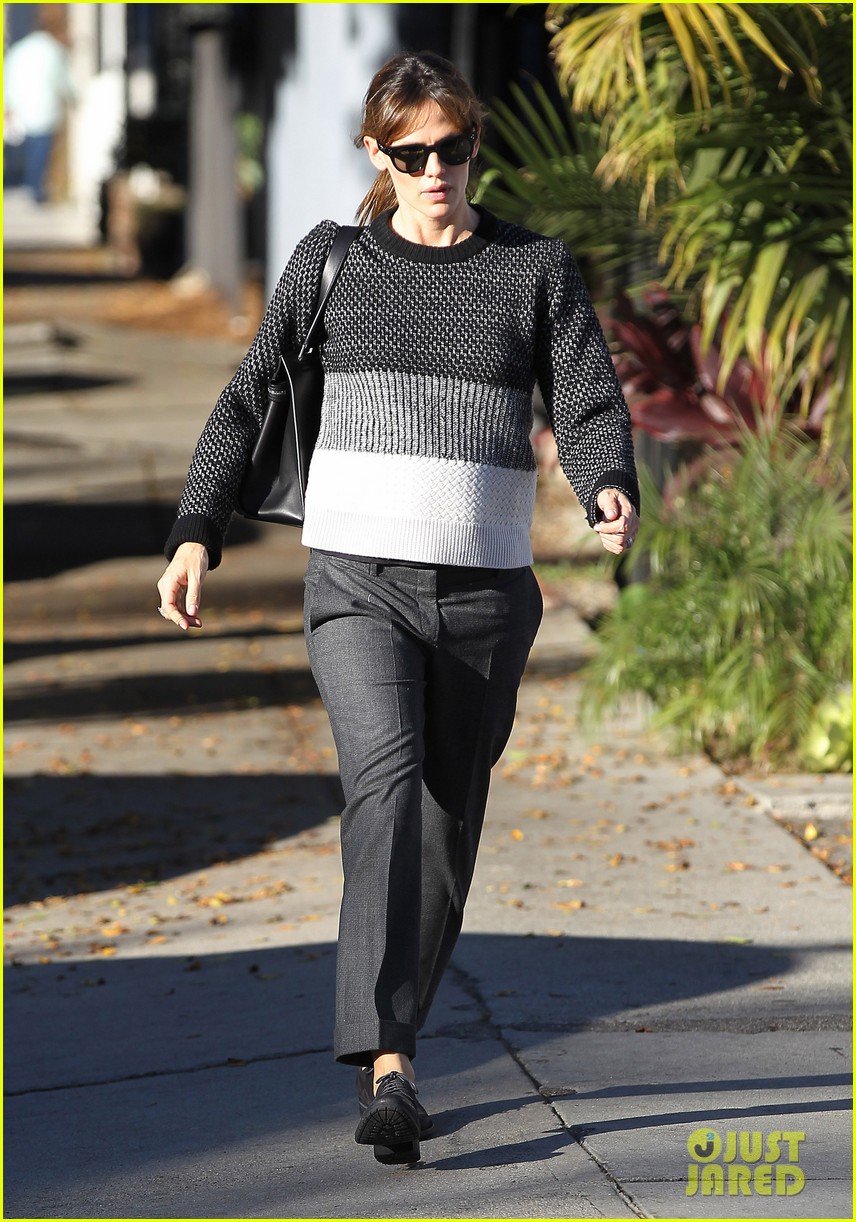 Jennifer Garner: Back on West Coast After D.C. Capitol Hill Trip: Photo ...