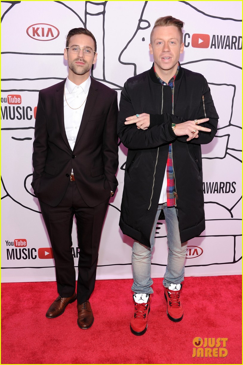 Greta Gerwig & Michael Cera - YouTube Music Awards 2013: Photo 2985766 ...