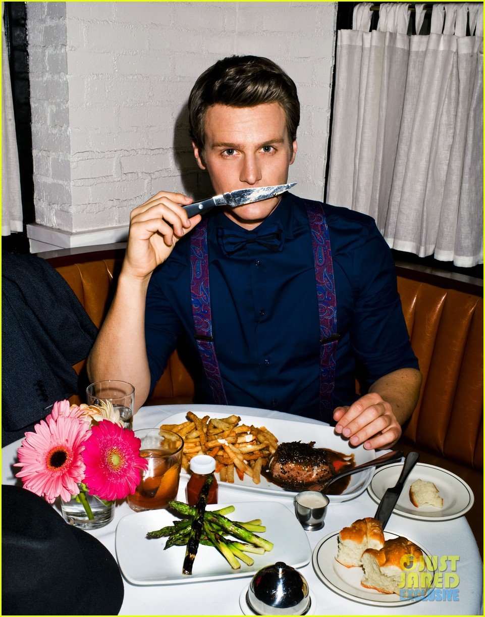 Jonathan Groff: Just Jared Spotlight of the Week (Exclusive!): Photo ...