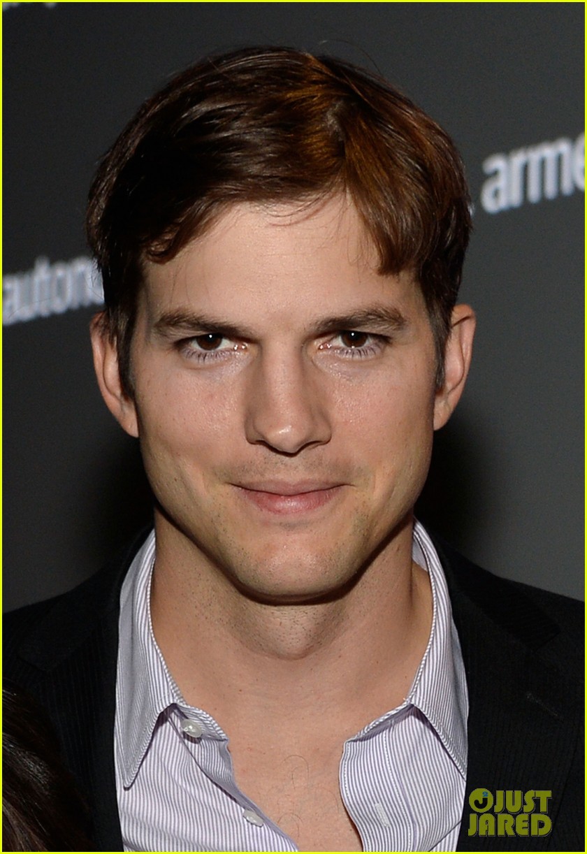 Ashton Kutcher Speaks at Human Rights Watch Dinner: Photo 2991424 ...