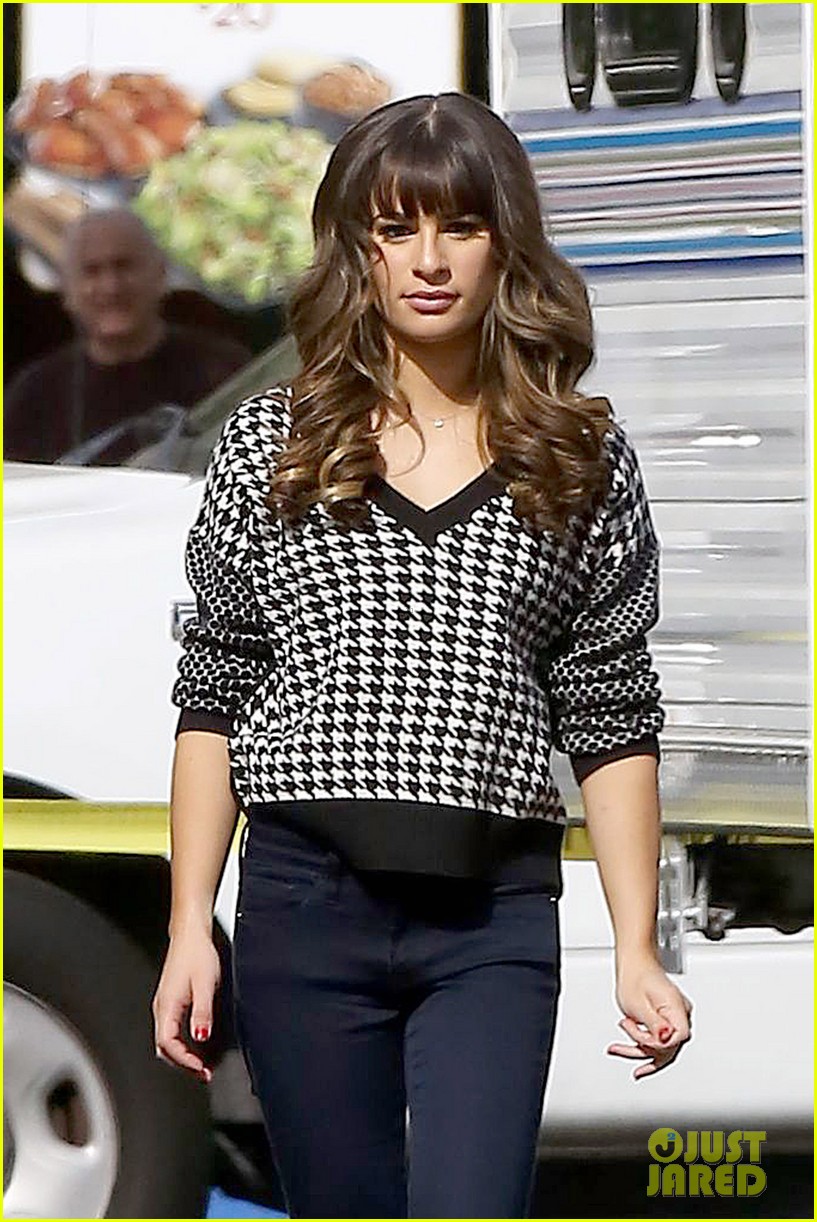 Lea Michele & Naya Rivera: Santa's Sexy Little Helpers!: Photo 2987824 | Chris Colfer, Glee, Lea ...