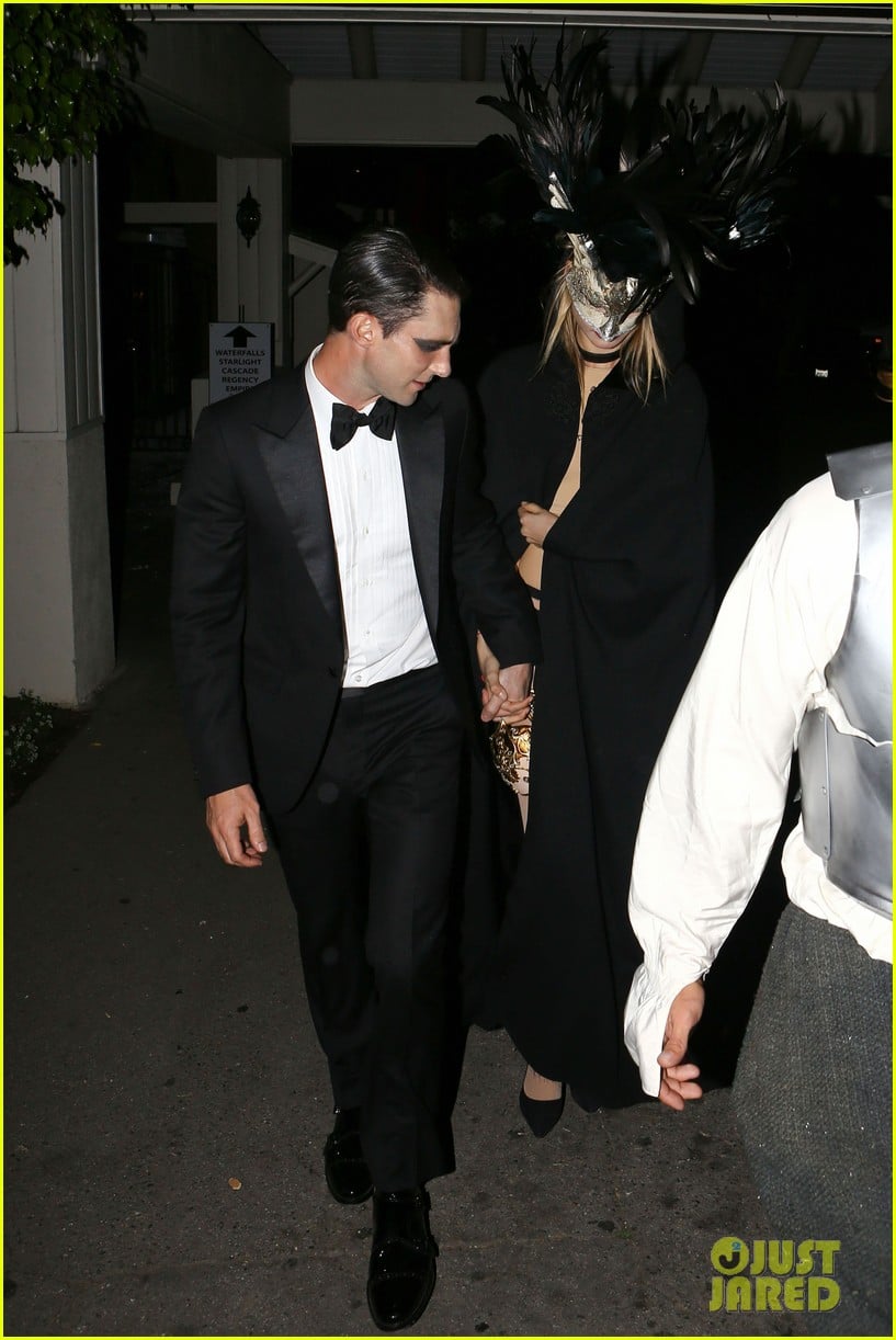 Adam Levine & Behati Prinsloo Hold Hands After Halloween Party: Photo ...