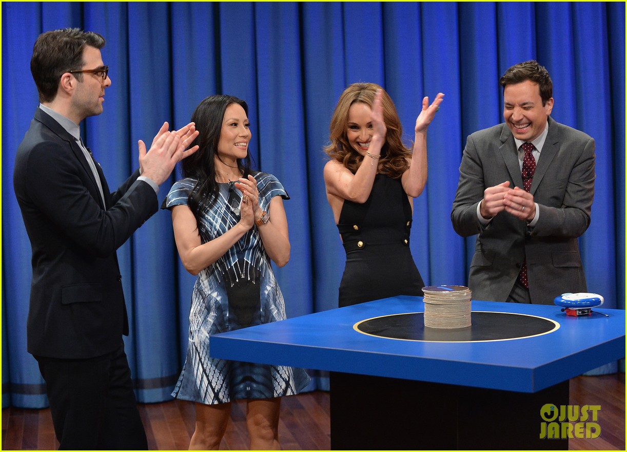 Zachary Quinto & Lucy Liu Play Catchphrase on 'Jimmy Fallon'!: Photo 2986969 | Giada De ...