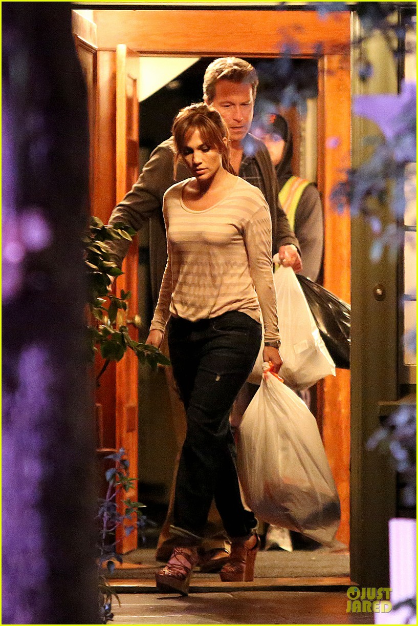 Jennifer Lopez Thanks Veterans for Bravery!: Photo 2990801 | Jennifer ...