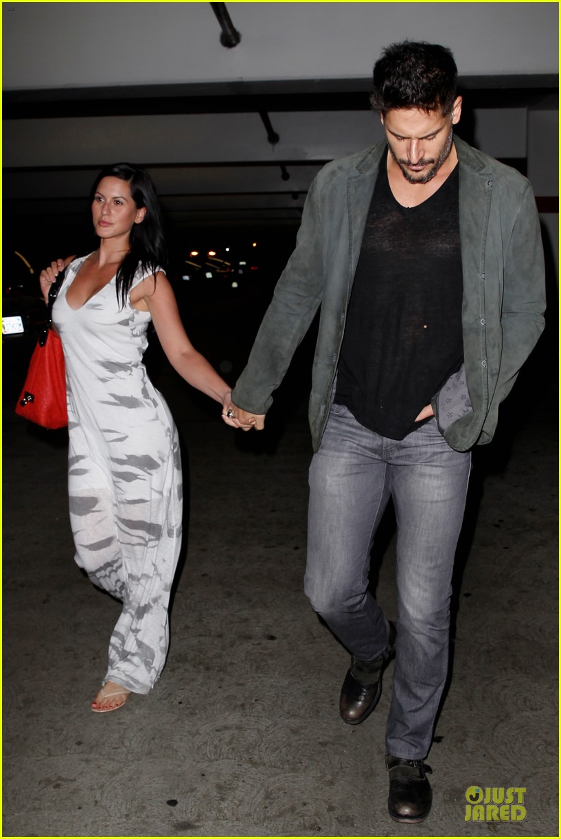 Joe Manganiello & Bridget Peters: Friday Movie Date!: Photo 2994080 ...