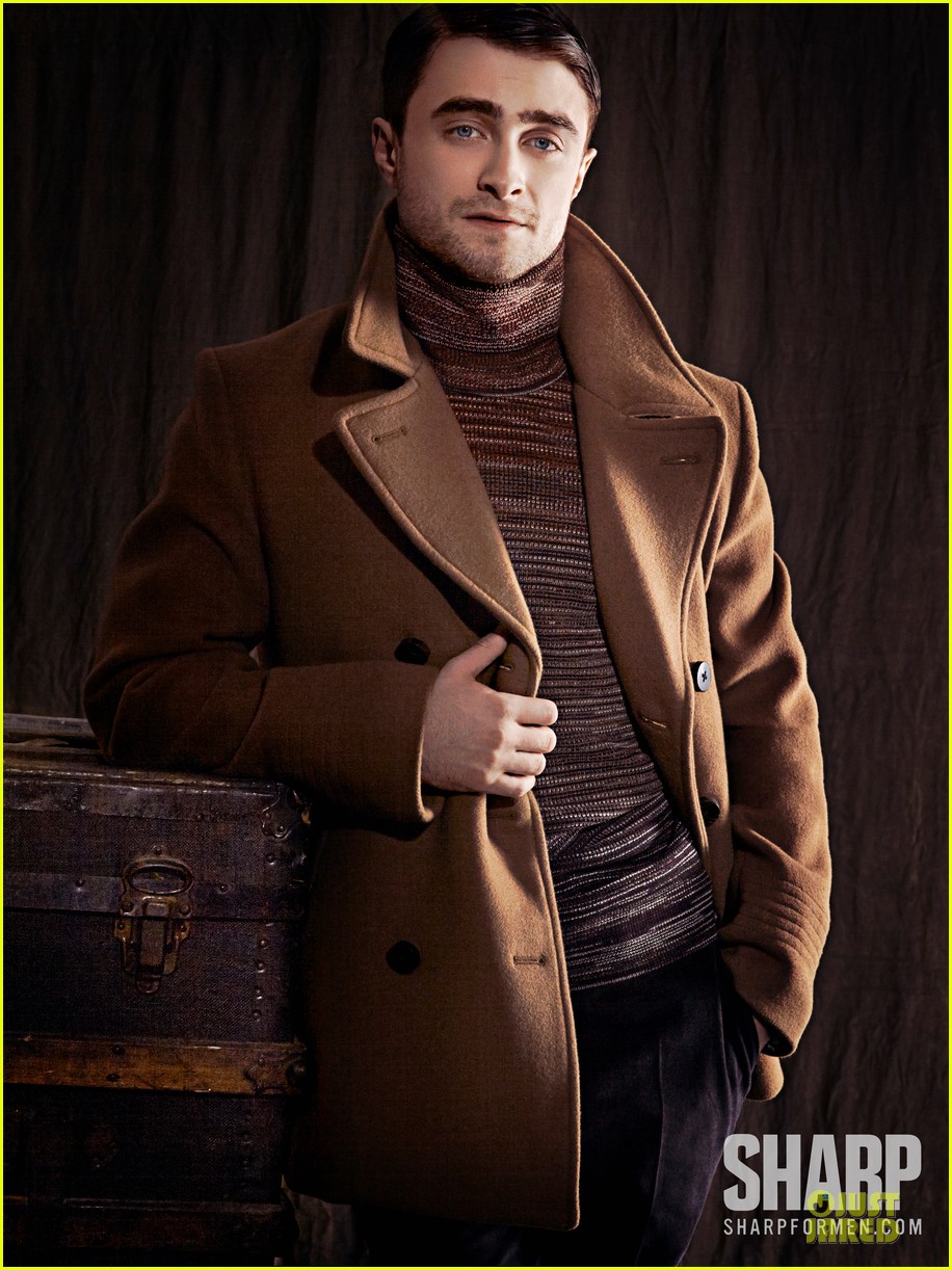 Daniel Radcliffe Covers 'Sharp' Magazine November 2013: Photo 2984902 ...