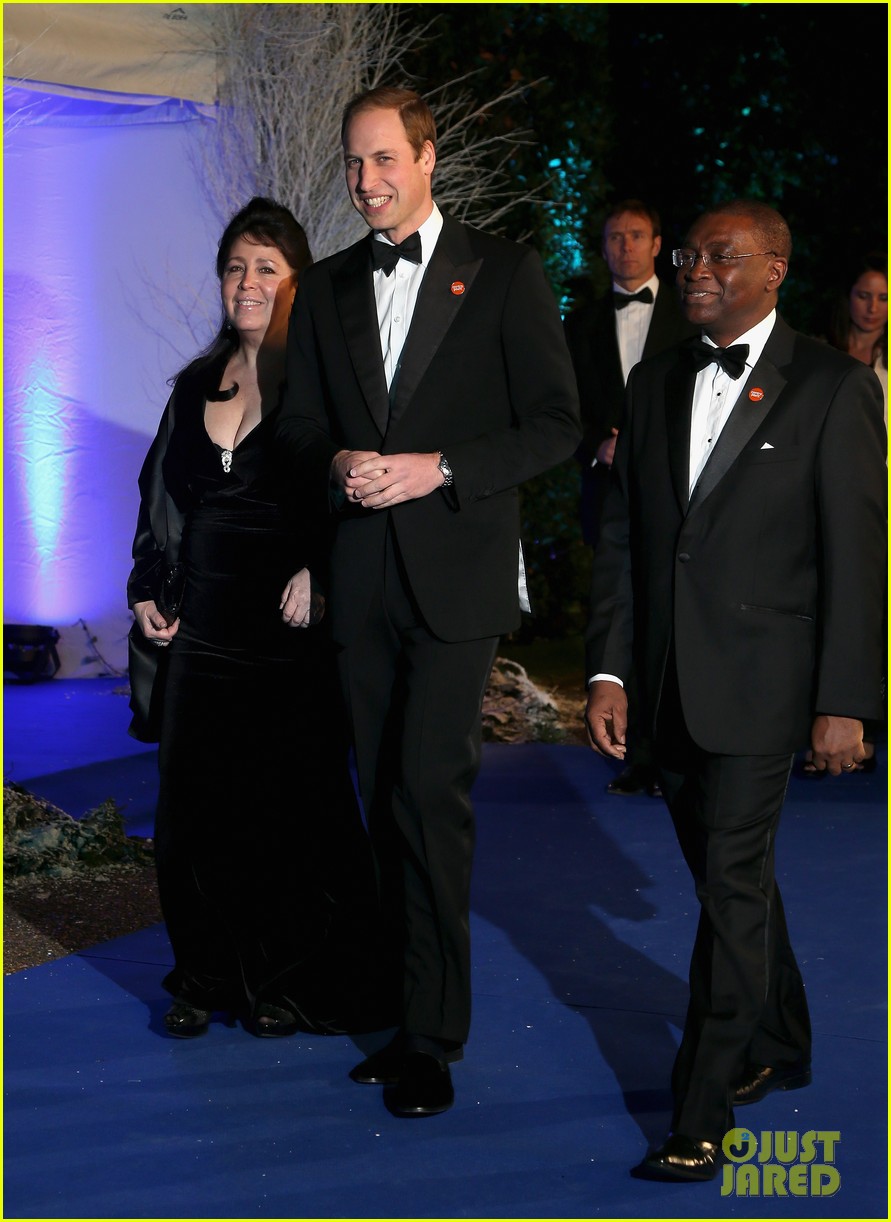 Taylor Swift & Michelle Dockery: Winter Whites Gala!: Photo 3000820 ...