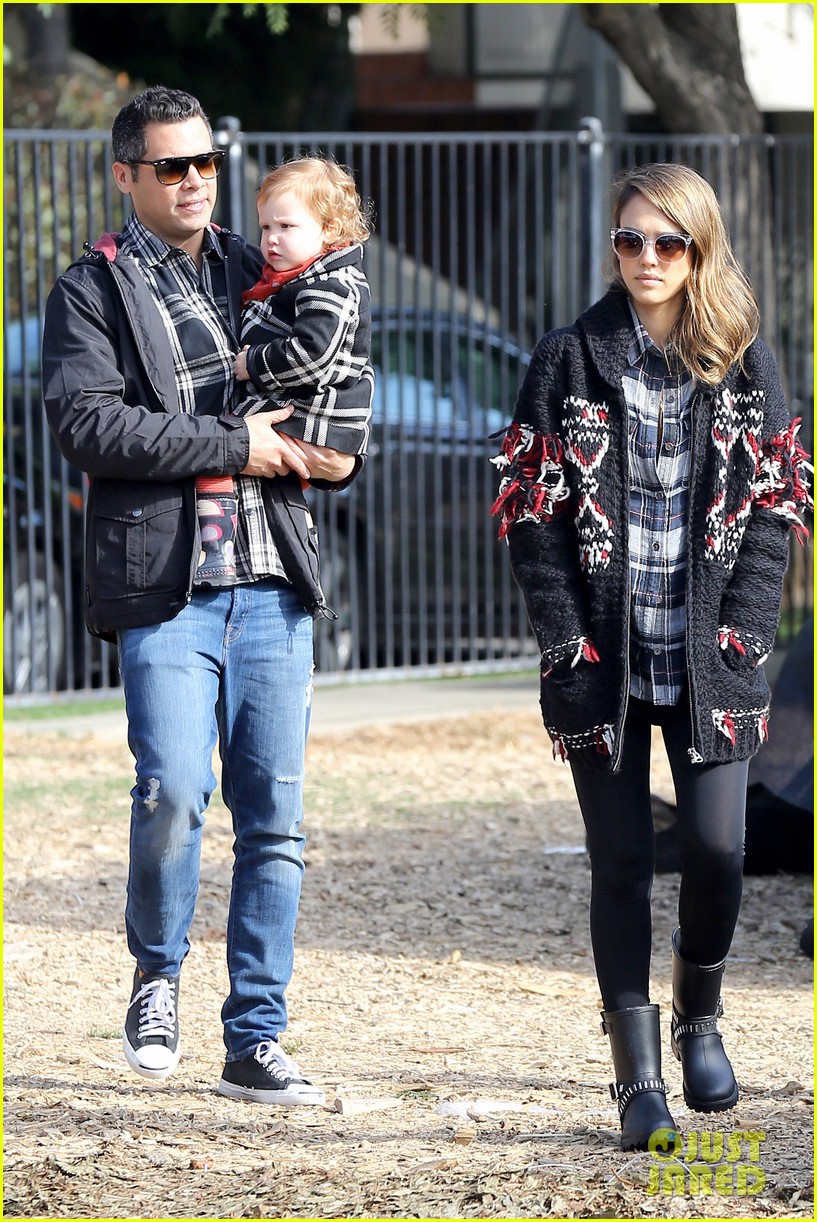 Jessica Alba: There Are Toxic Chemicals in Everyday Products: Photo ...