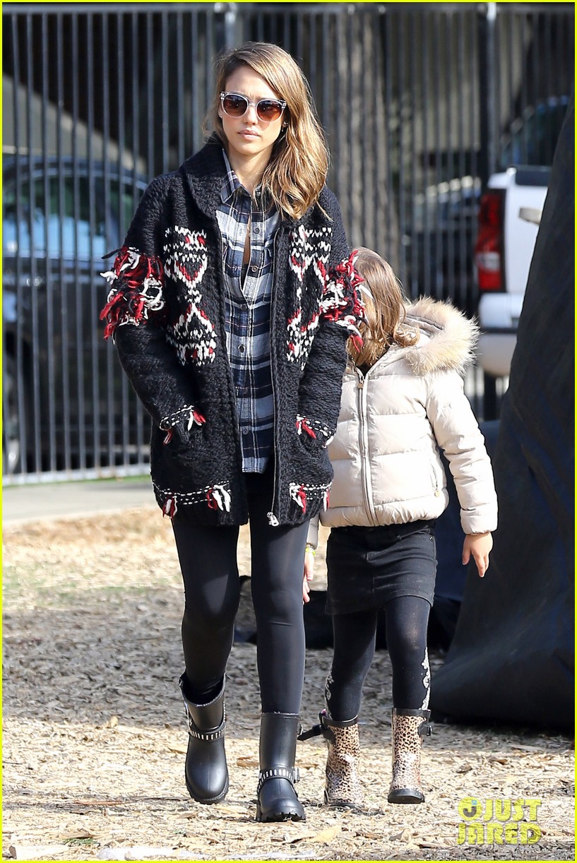 Jessica Alba: There Are Toxic Chemicals in Everyday Products: Photo ...